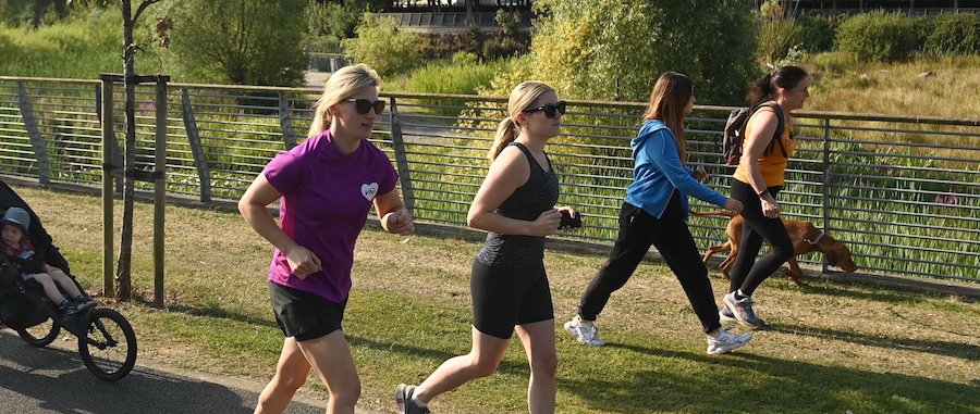 Jockey Nina Carberry joins Poppintree parkrun | parkrun IE Blog