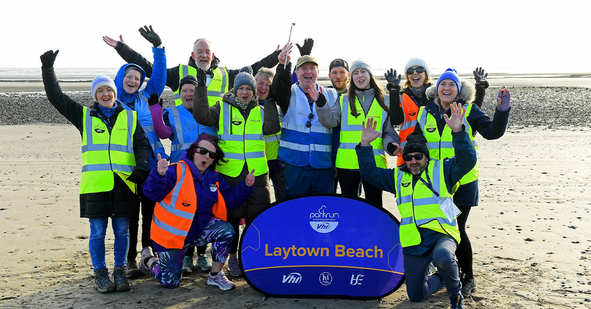 It's sunny! Let's go to the beach