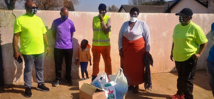 Rondebult parkrun's helping hand food parcel drive | parkrun ZA Blog