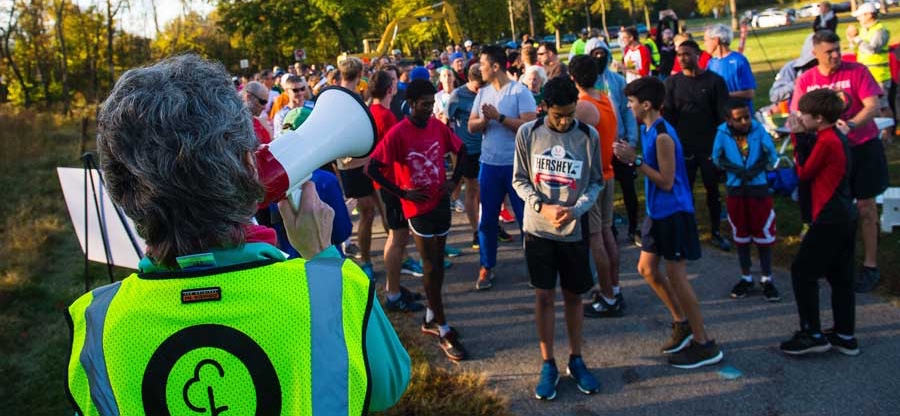 5 Reasons Why We Volunteer | parkrun US Blog