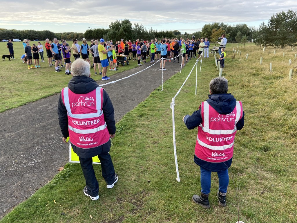 Montrose parkrun #197- Pacer week + dogs | Montrose parkrun