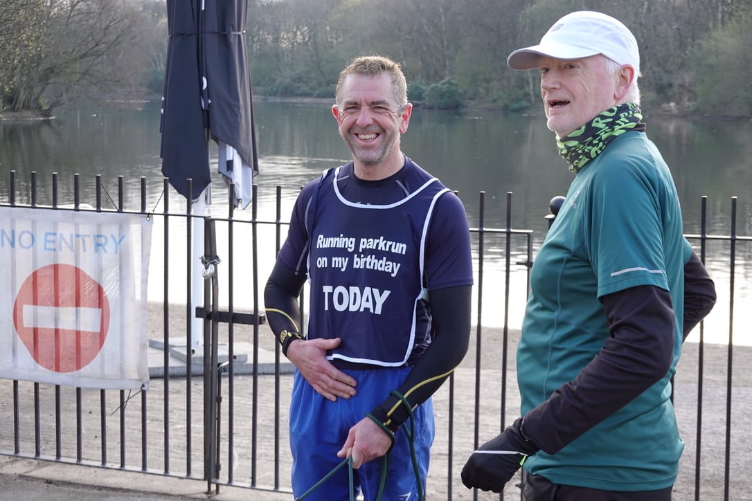 Poignant celebration at Heaton | Heaton parkrun