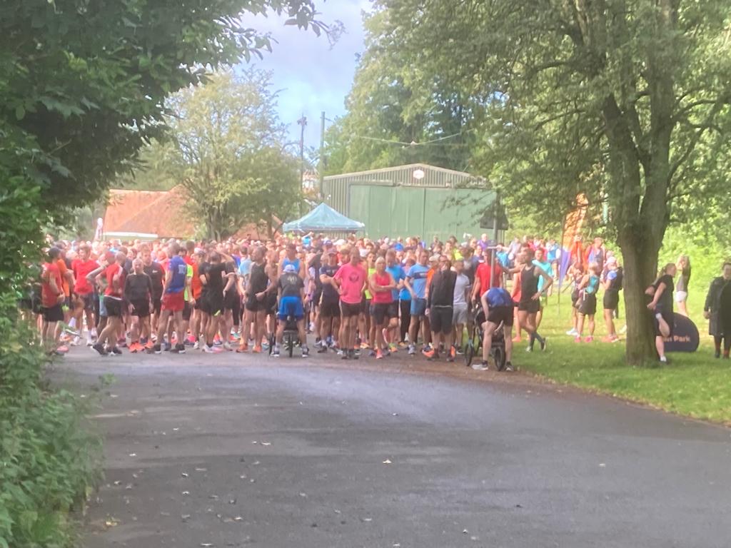 Simon becomes Heaton’s No 7 | Heaton parkrun