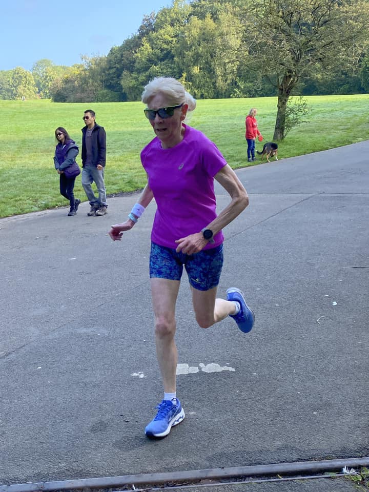 All aboard in the sunshine | Heaton parkrun
