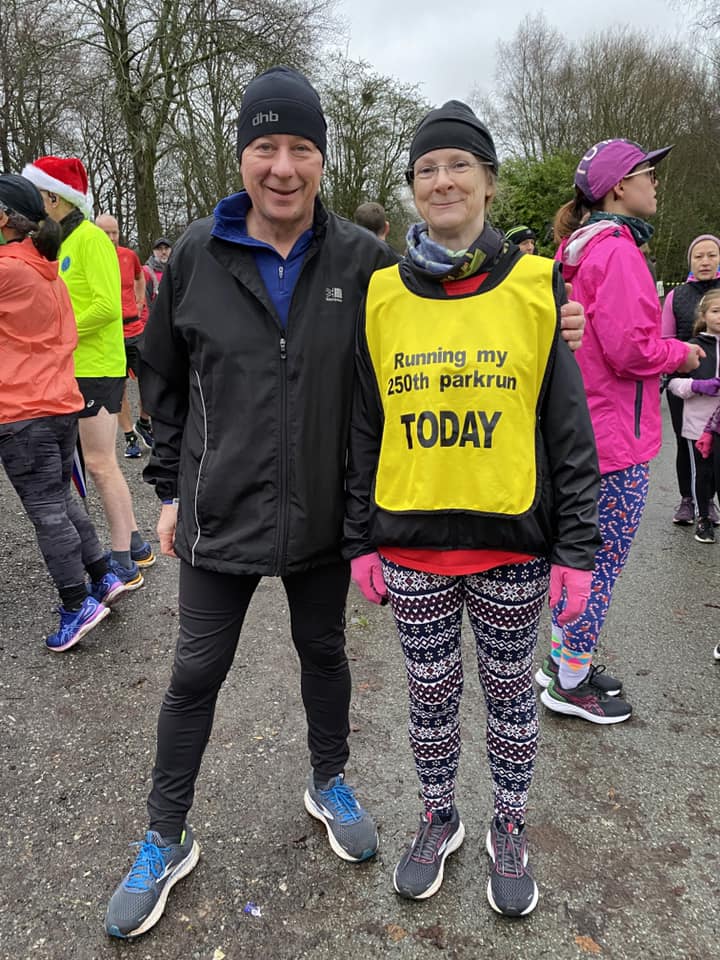 Christmas at Heaton | Heaton parkrun