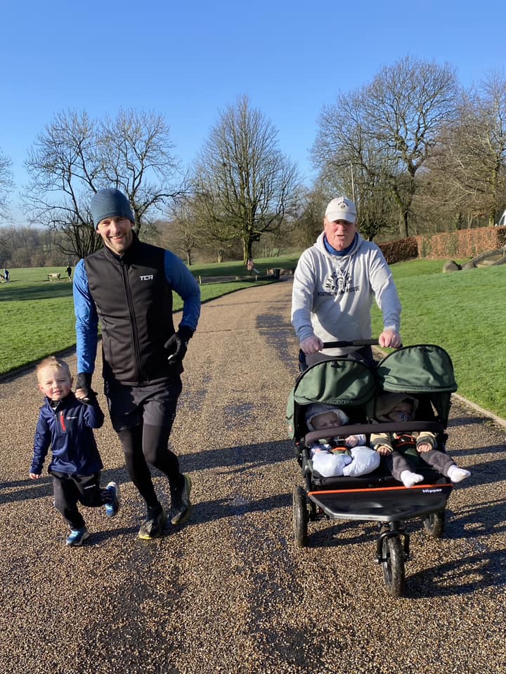 Heaton braves the ice and breaks the 300,000 barrier | Heaton parkrun