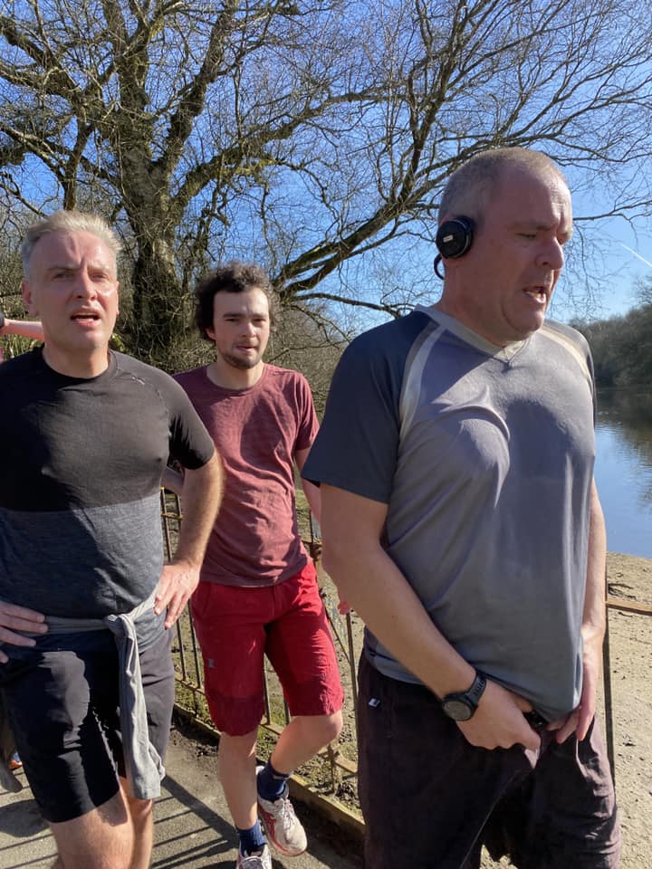 Blue skies and bucket hats on for Peter | Heaton parkrun
