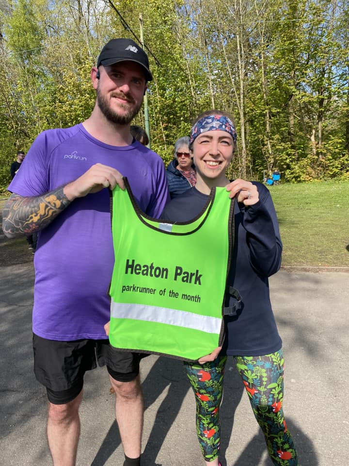 Hands up for Heaton! | Heaton parkrun