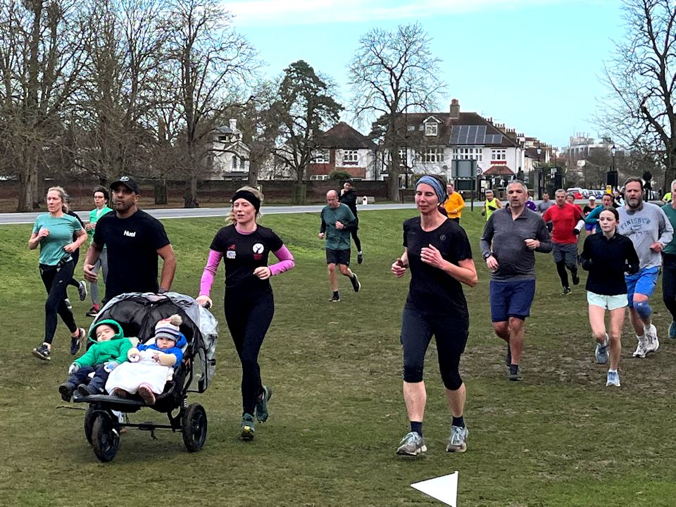 Event Report No 965 – New Year’s Day 2024 | Bushy parkrun