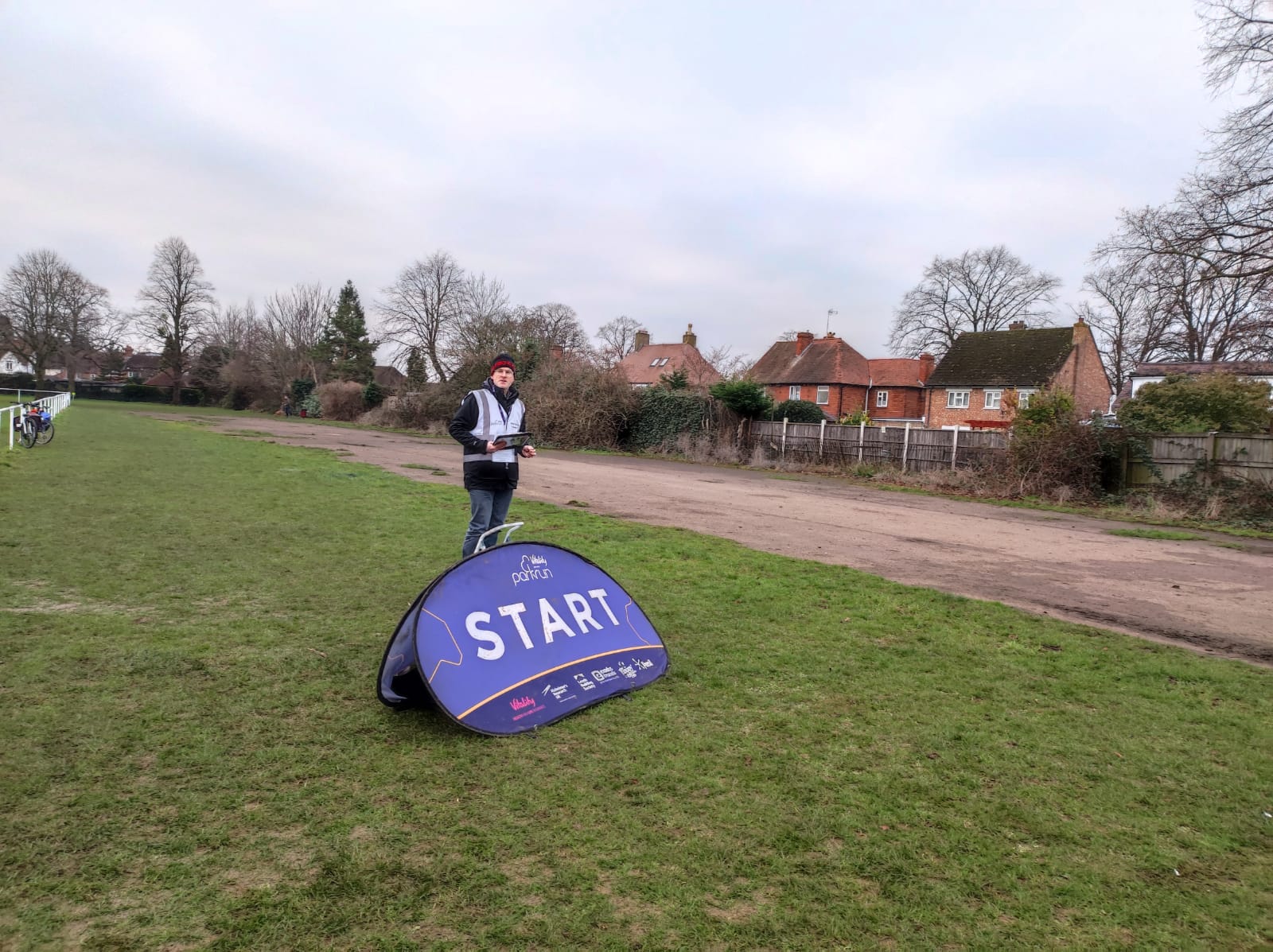 KGV are family | King George V Playing Field parkrun, Cheltenham