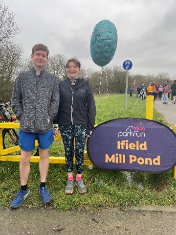 Ifield Mill Pond parkrun – 200th event celebration (Louise Forster ...