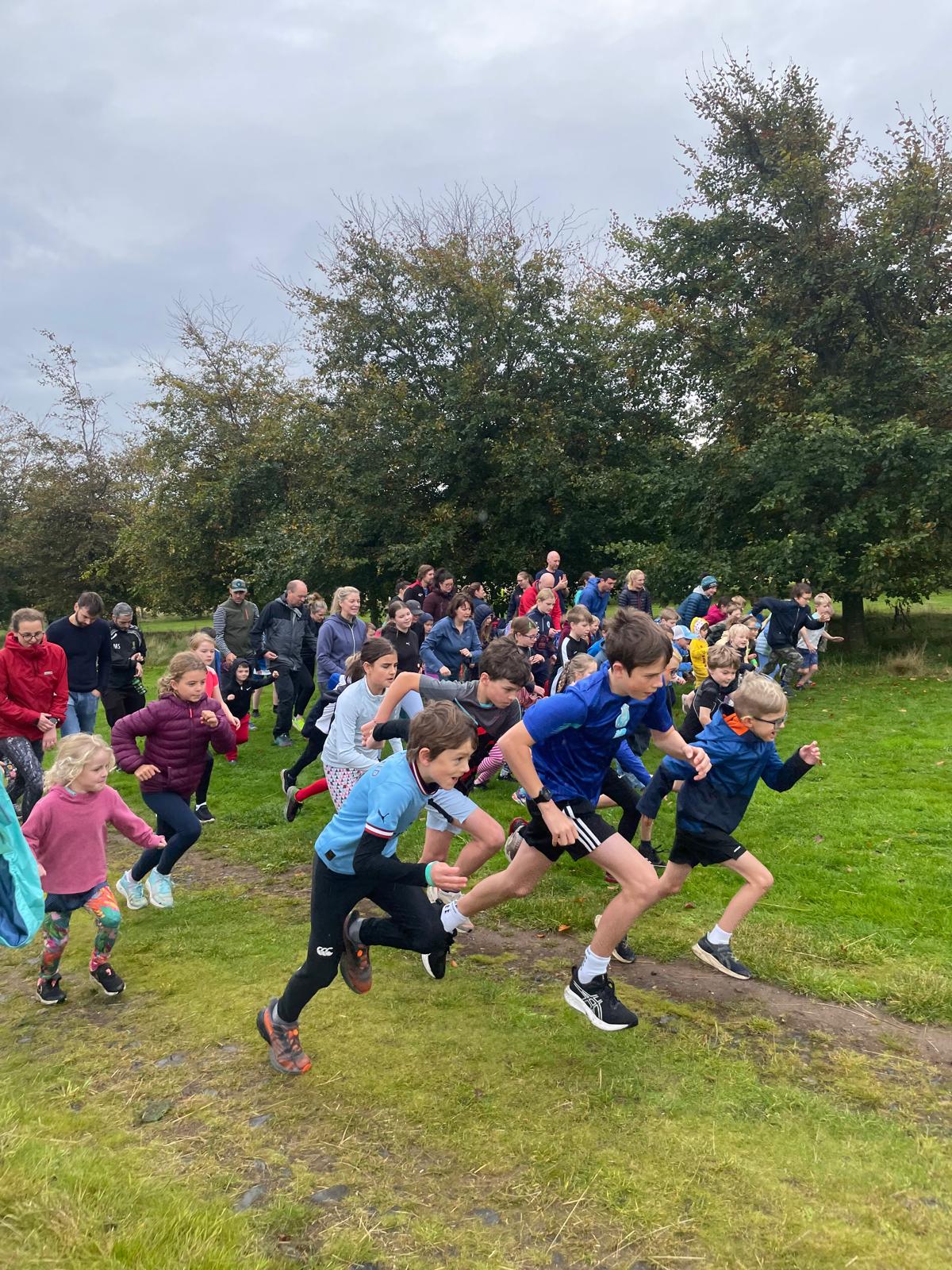 Archerfield Walled Garden junior parkrun #130 – 6 October 2024 ...