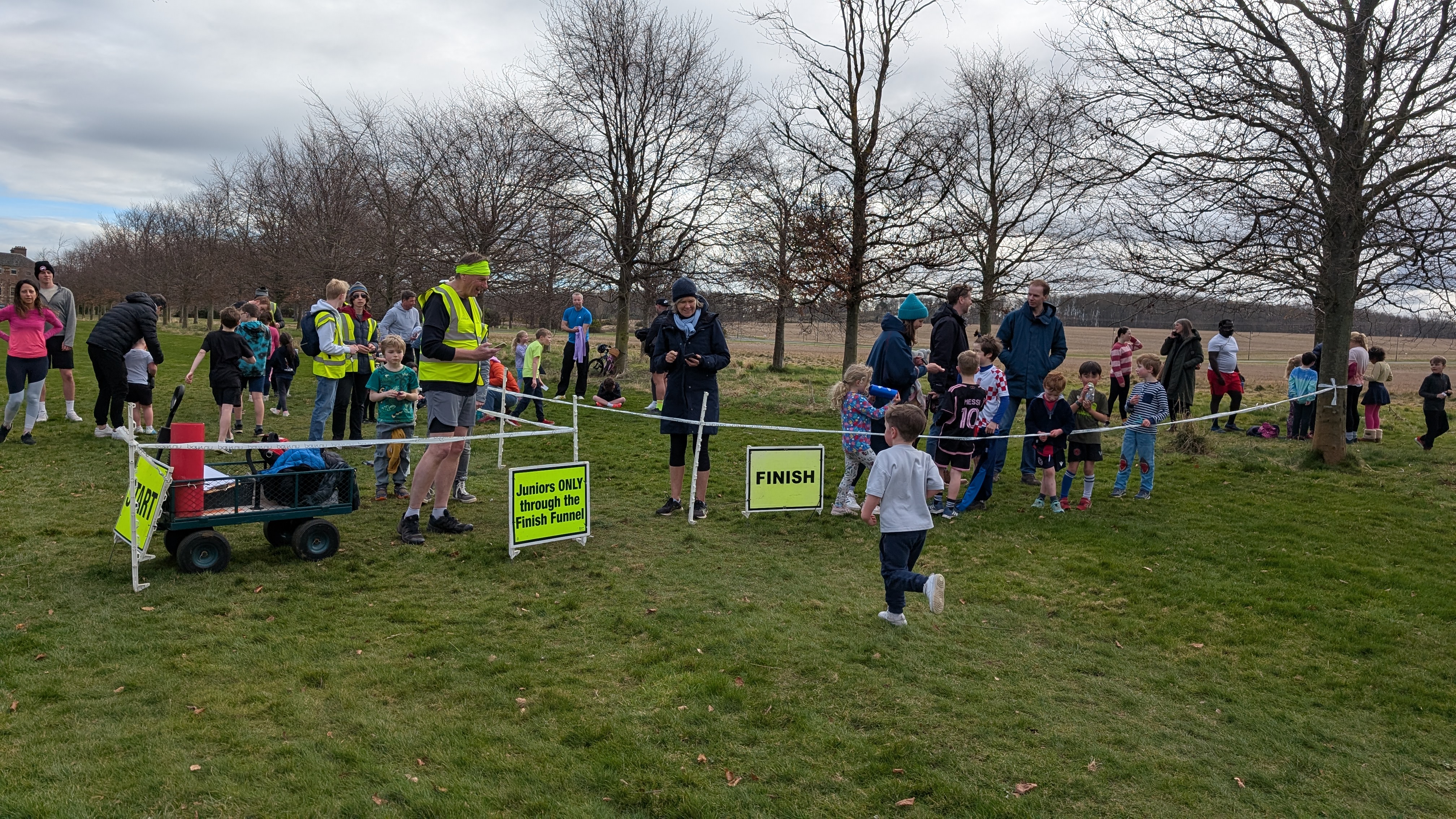 Archerfield Walled Garden junior parkrun #151 – 16th March 2025 ...