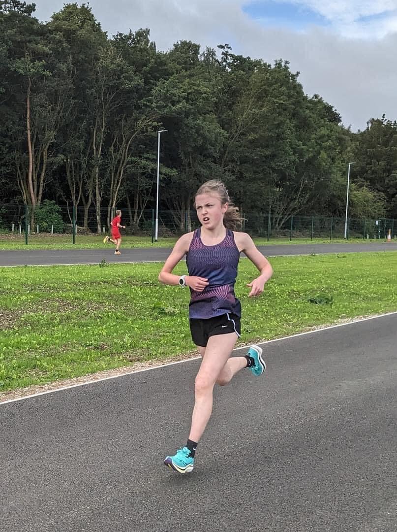 Hanna sets a new course record! | West Lothian Cycle Circuit junior parkrun