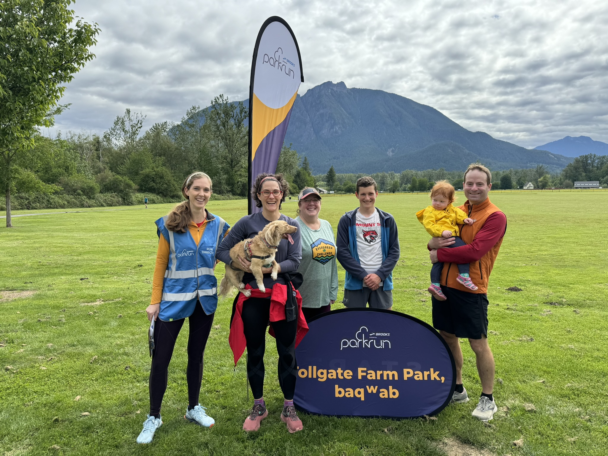 We Love Families at parkrun! | Tollgate Farm Park parkrun, baqʷab