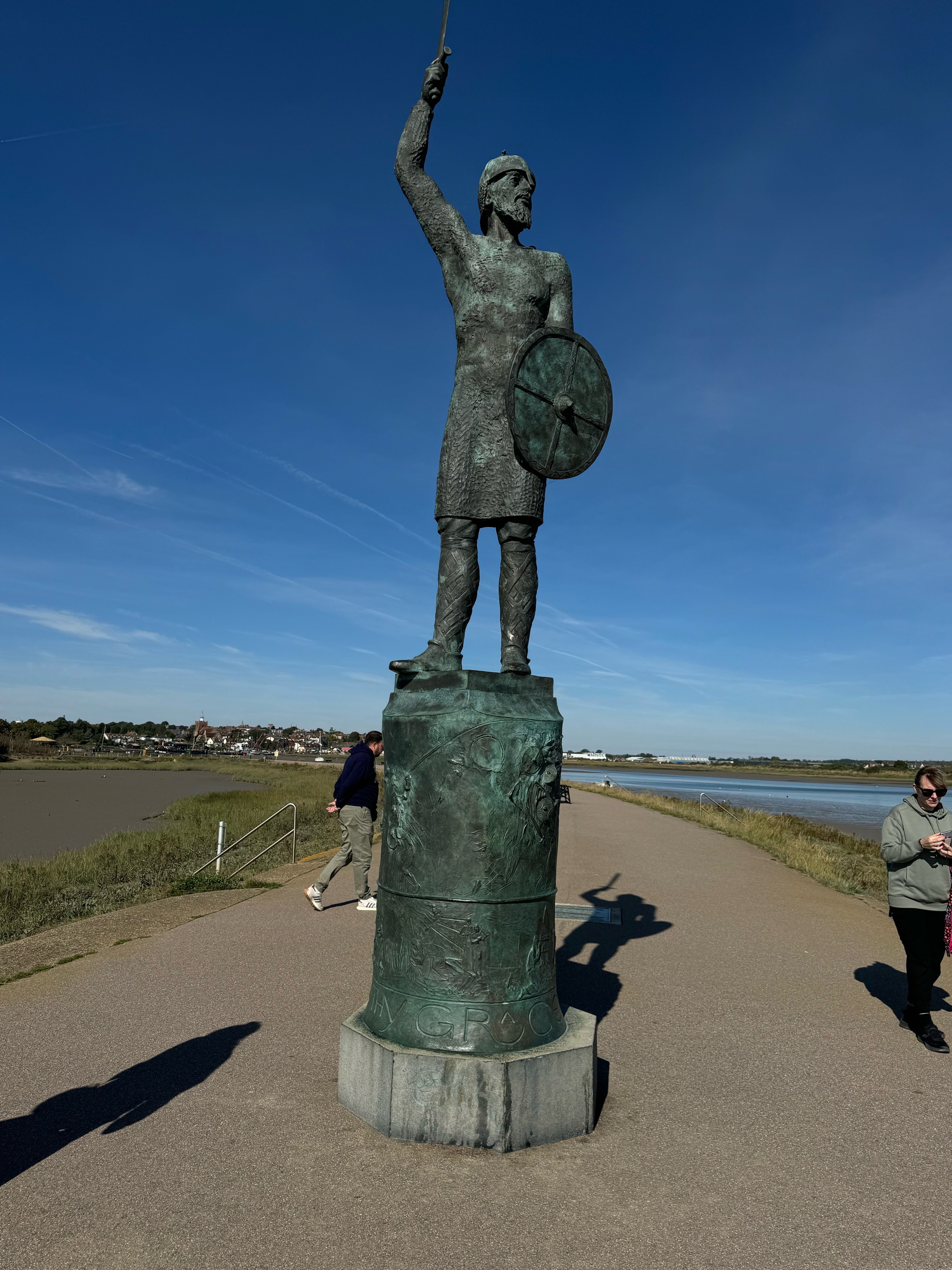 #506 ‘The best tunes are played on the oldest fiddles!’ | Maldon Prom ...
