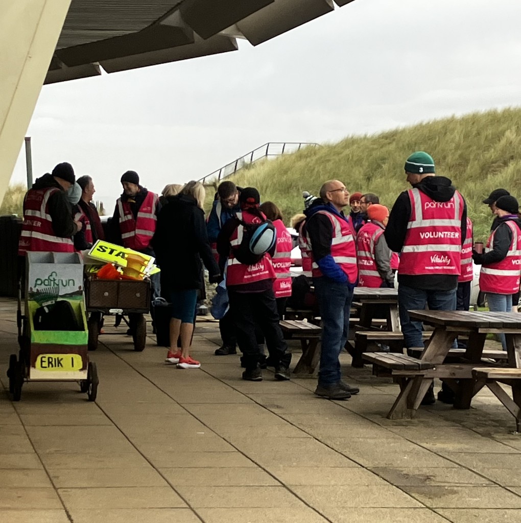 Crosby parkrun – Head and shoulders above the rest! | Crosby parkrun