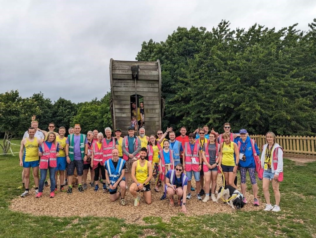 Rosliston parkrun #308 – The Road Runners And The Hawk! | Rosliston parkrun